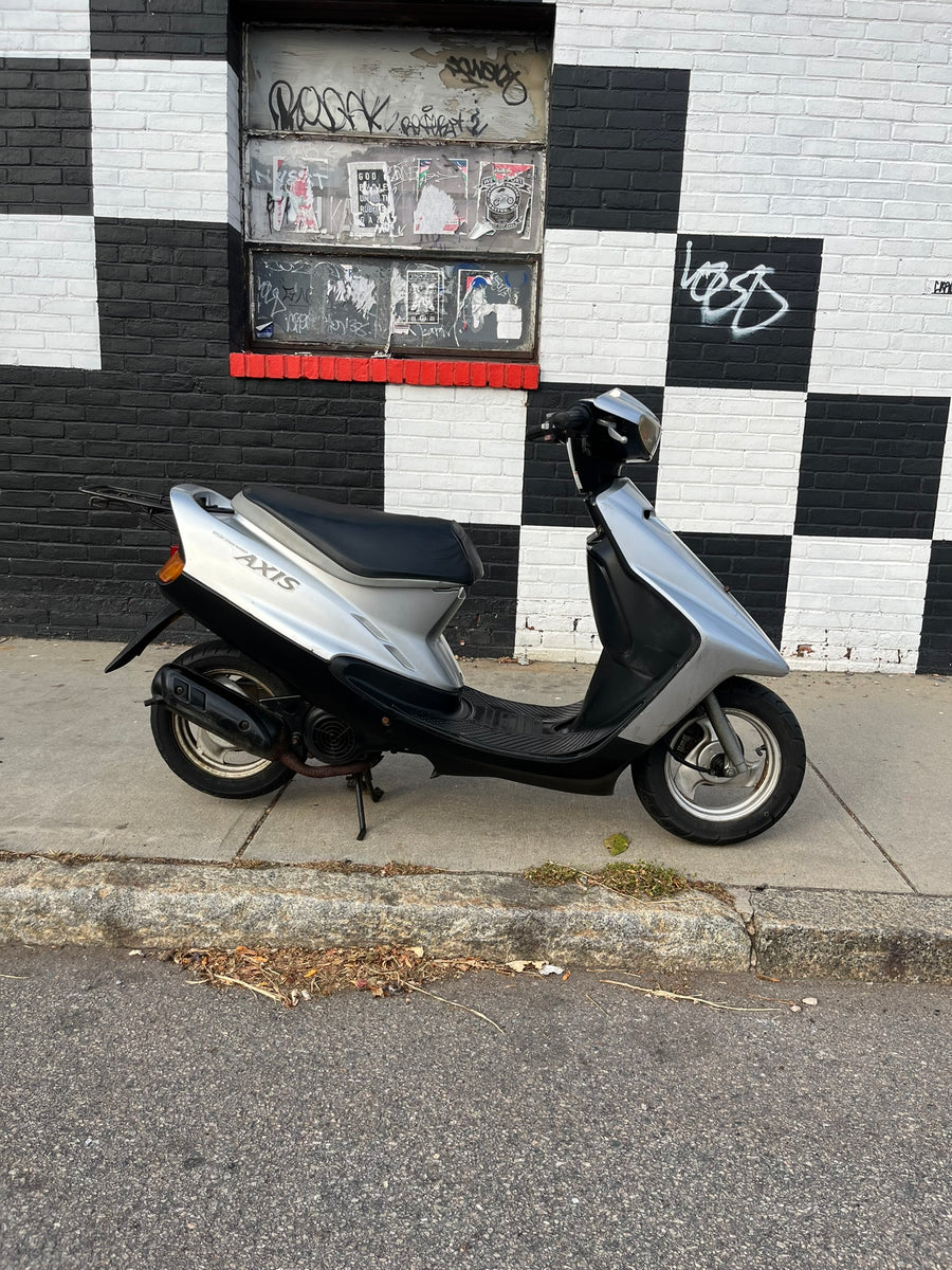 1994 Yamaha Axis – Pike Cycles